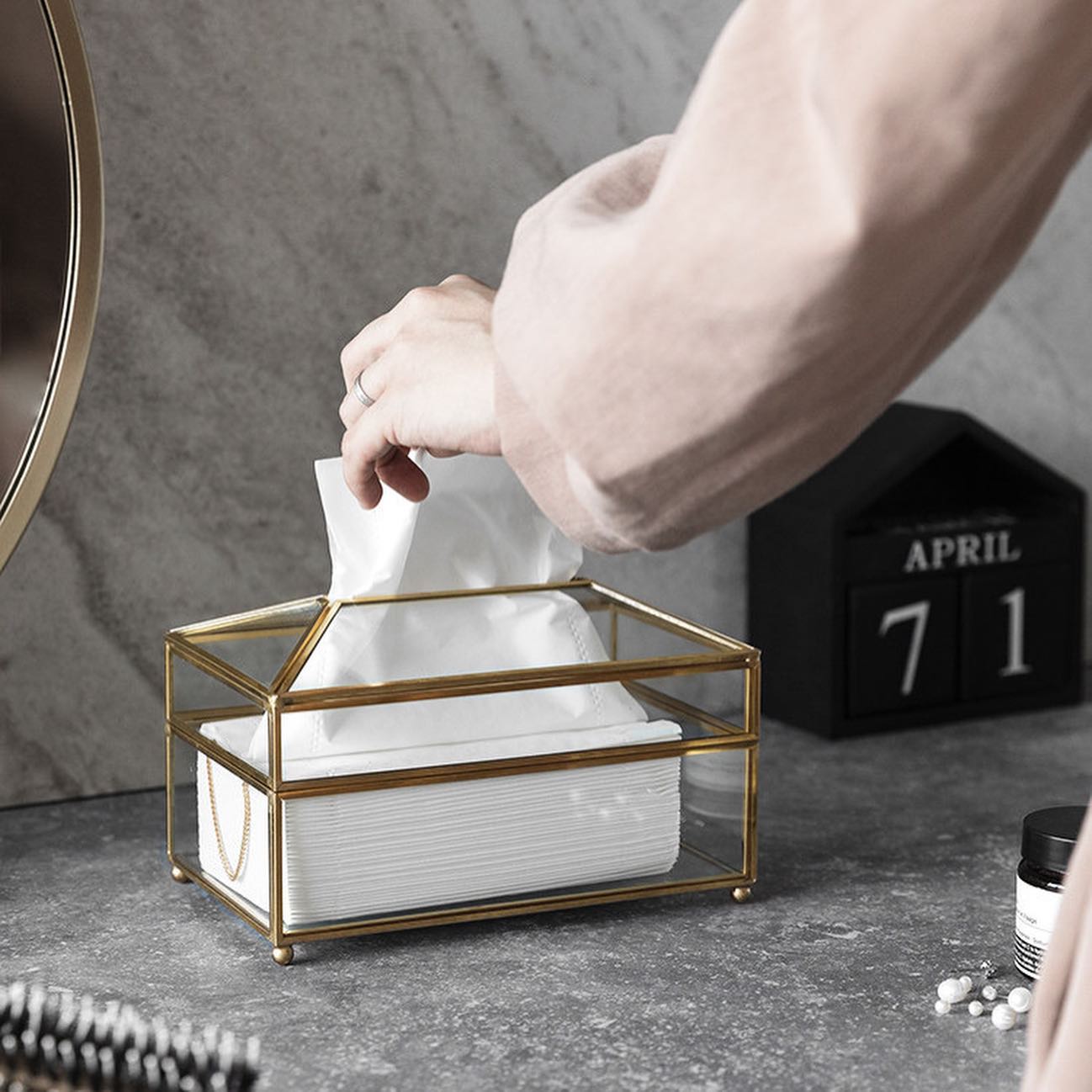 Materials RoomLuxury tissue box-5